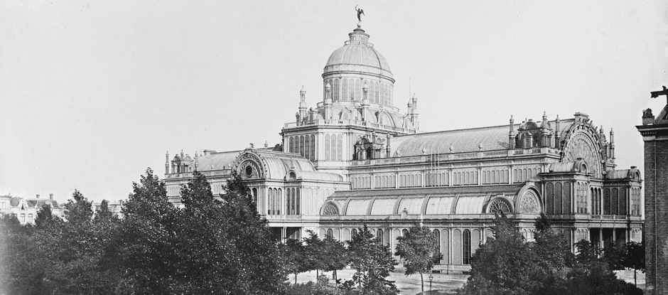 Palace of Folk Industry , het Paleis voor Volksvlijt, burnt 1929 ...