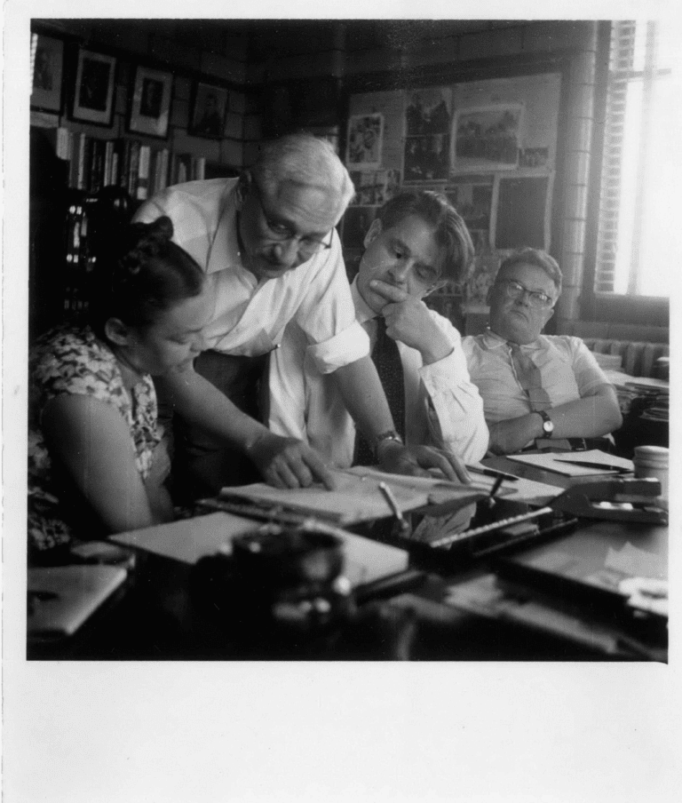 A Cold War Vaccine: Albert Sabin, Russia, and the oral polio vaccine ...